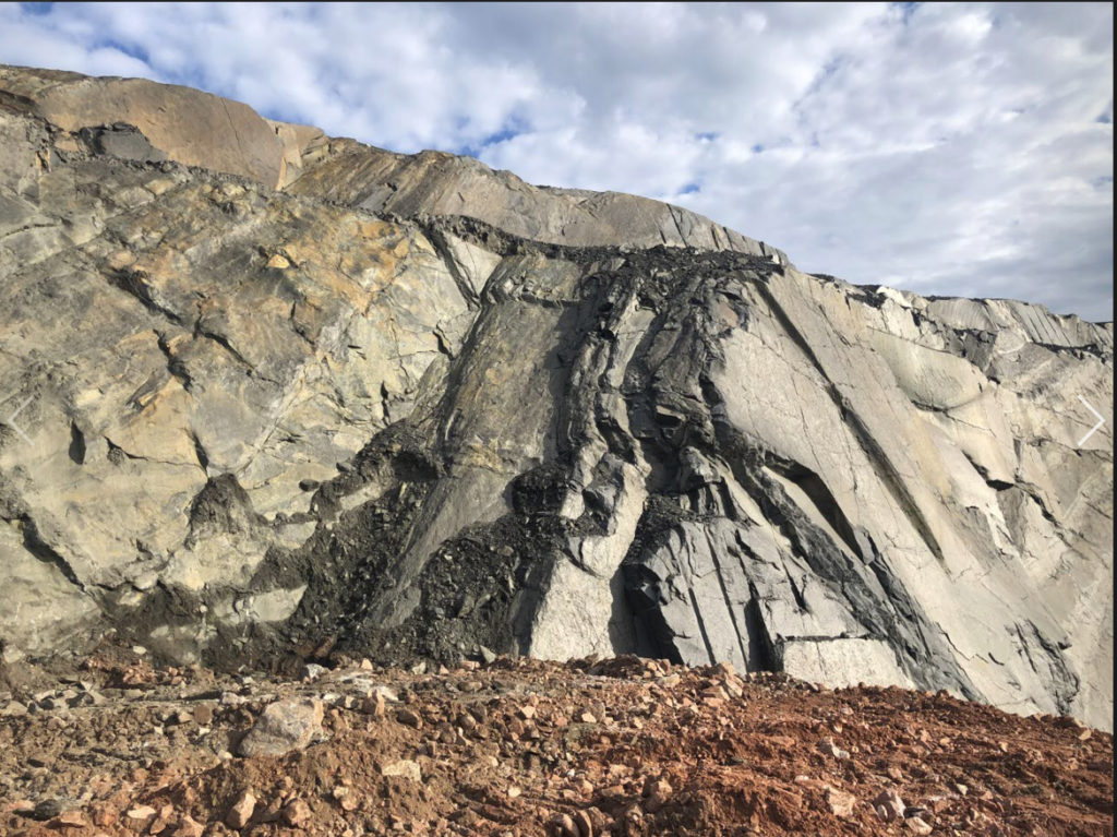 MFQ veut accroître ses connaissances du massif rocheux au lac Bloom - CFMF