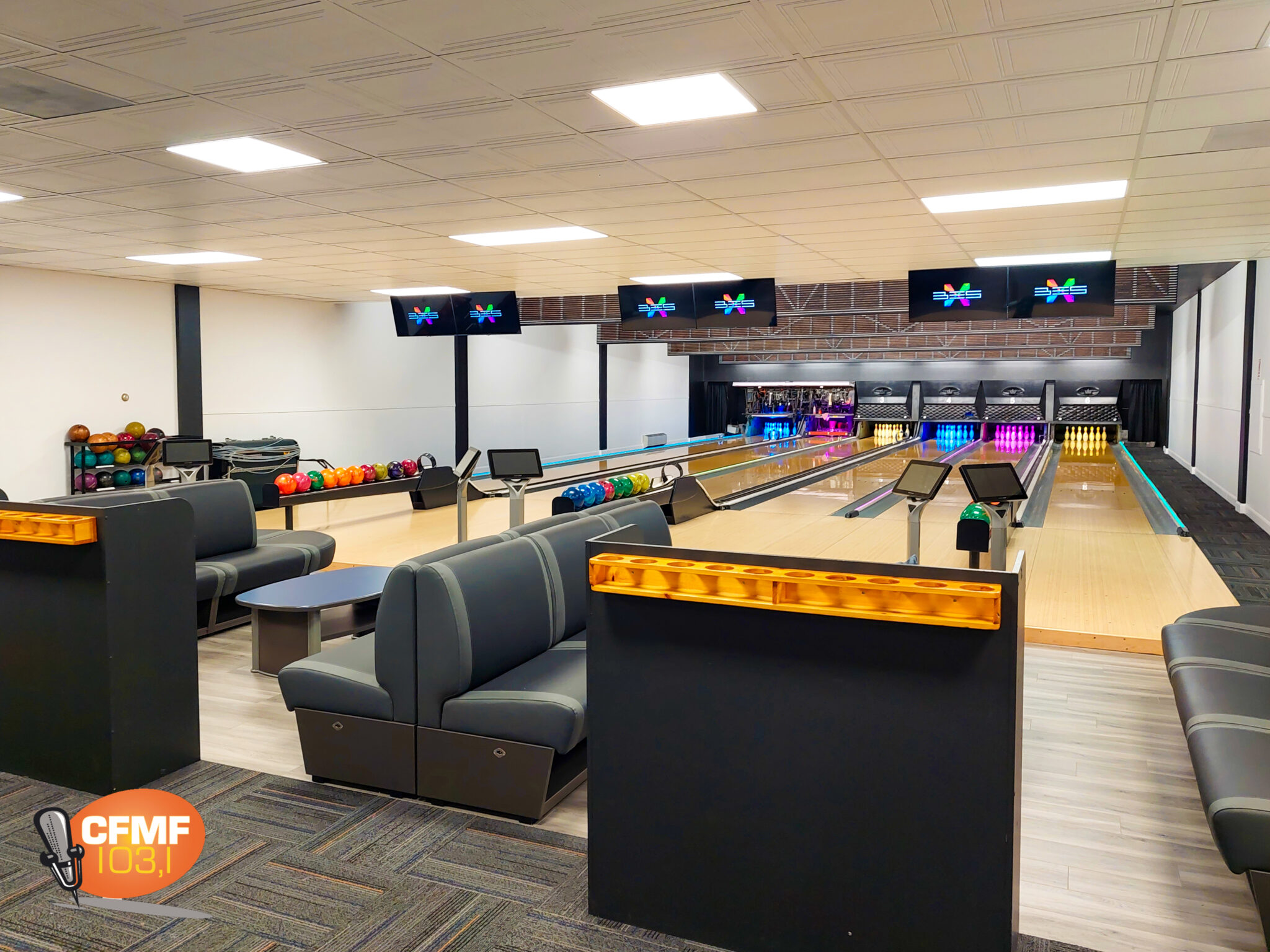 La population invitée à tester la nouvelle salle de quilles de Fermont ...